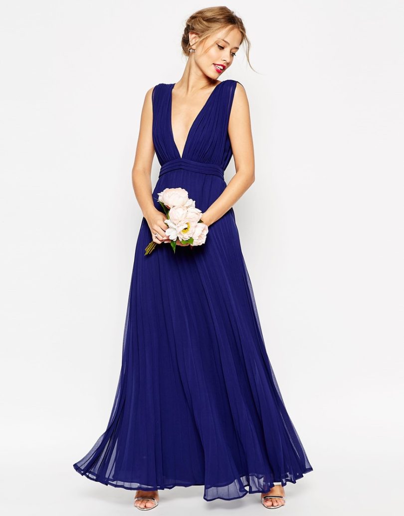 12 robes bleues pour demoiselles d'honneur